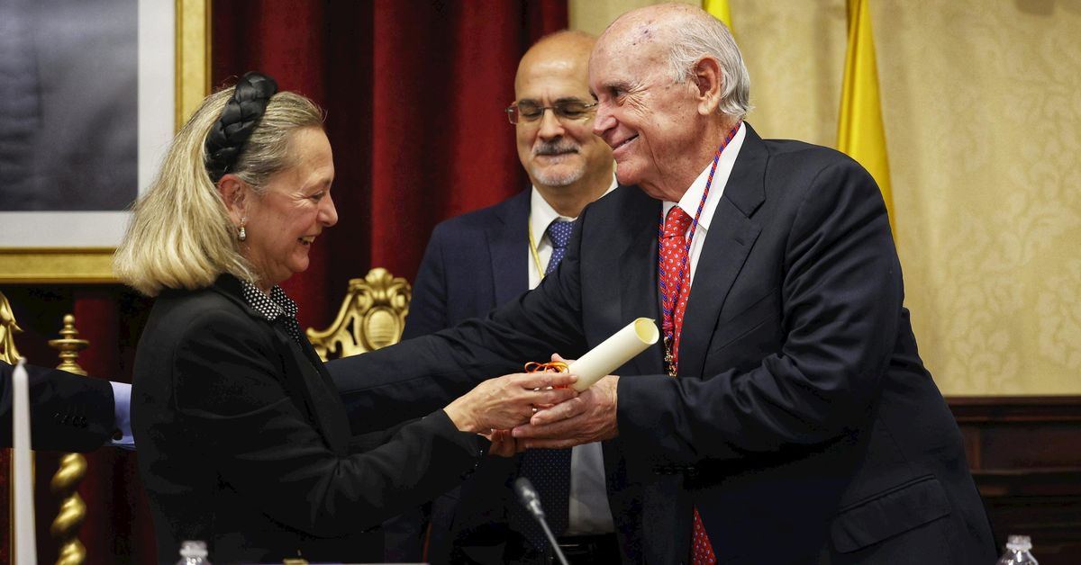 Manuel Concha relata el origen gaditano de la formación médica