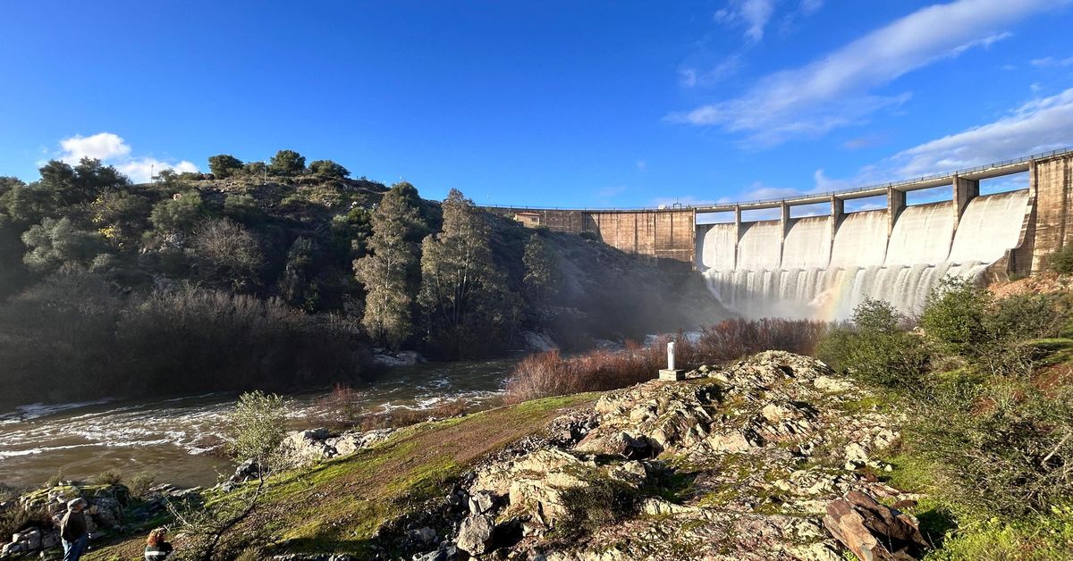 El pantano de Melonares en Sevilla empieza a desembalsar por segunda ...