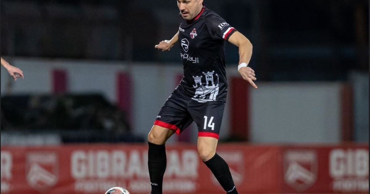 El linense Álex Quillo se despide del fútbol después de 18 años