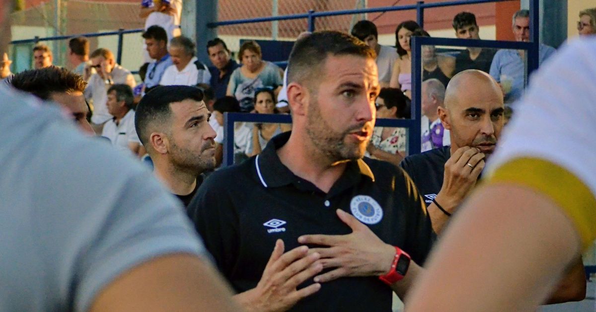 El Vélez CF mantiene gran parte de su plantilla para afrontar otra ...