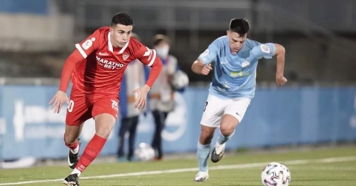 Antonio Zarzana, debut oficial en el Sevilla FC