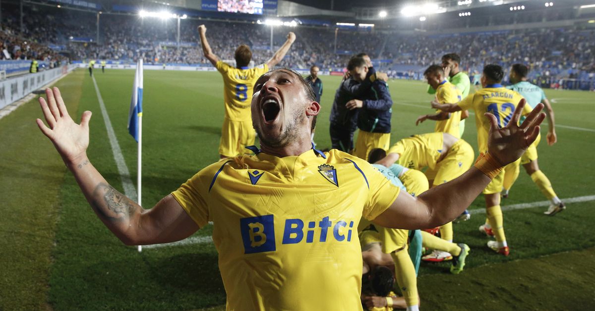 El impago del patrocinador principal del Cádiz CF y el cambio en la ...