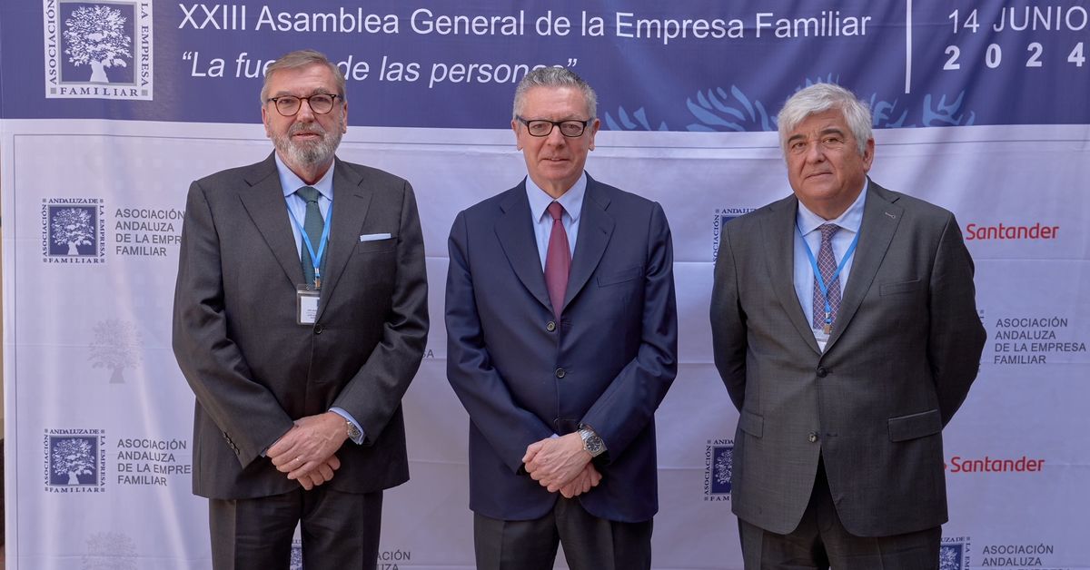 Manuel Barbadillo Eyzaguirre es elegido presidente de la empresa ...