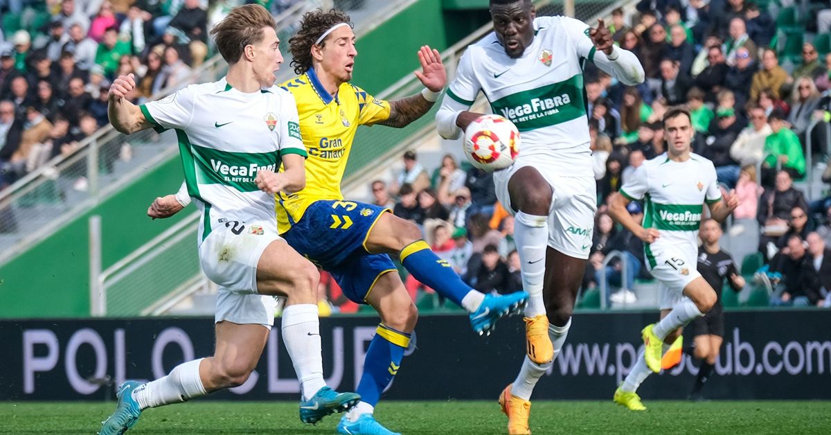 El central Bambo Diaby, en la órbita del Granada CF