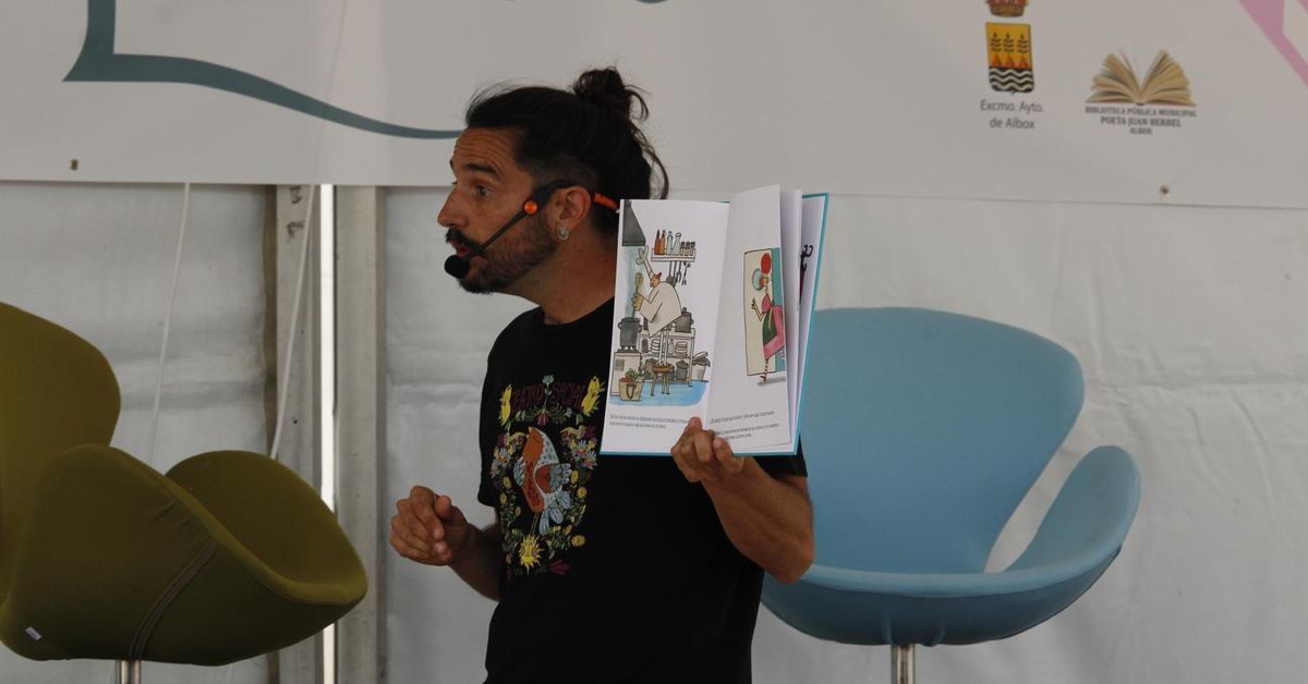 La I Feria de Libro de Albox se llena de magia con Fran Pintadera y sus ...