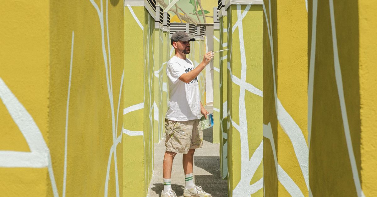 El artista urbano Alberto Montes se estrena en Granada con una obra ...