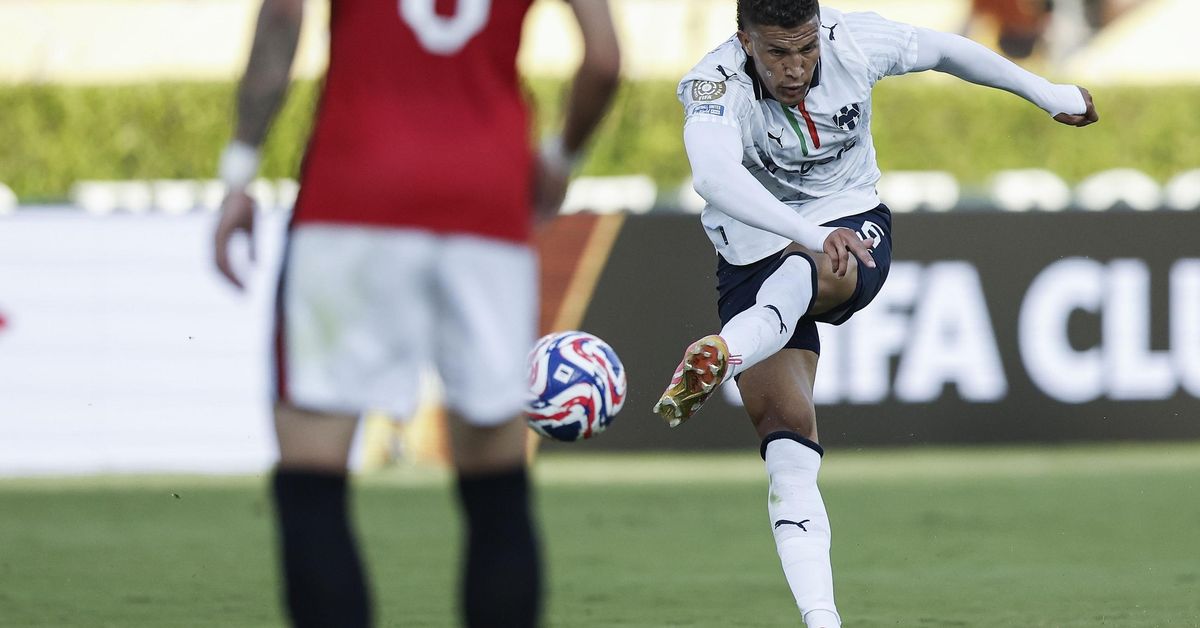 Alte shemale you all can see why she's on my top five ATF